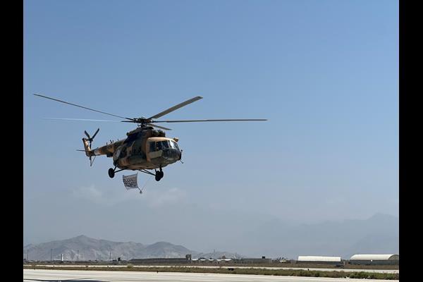 Taliban flies US and Soviet helicopters in Afghanistan military parade ...